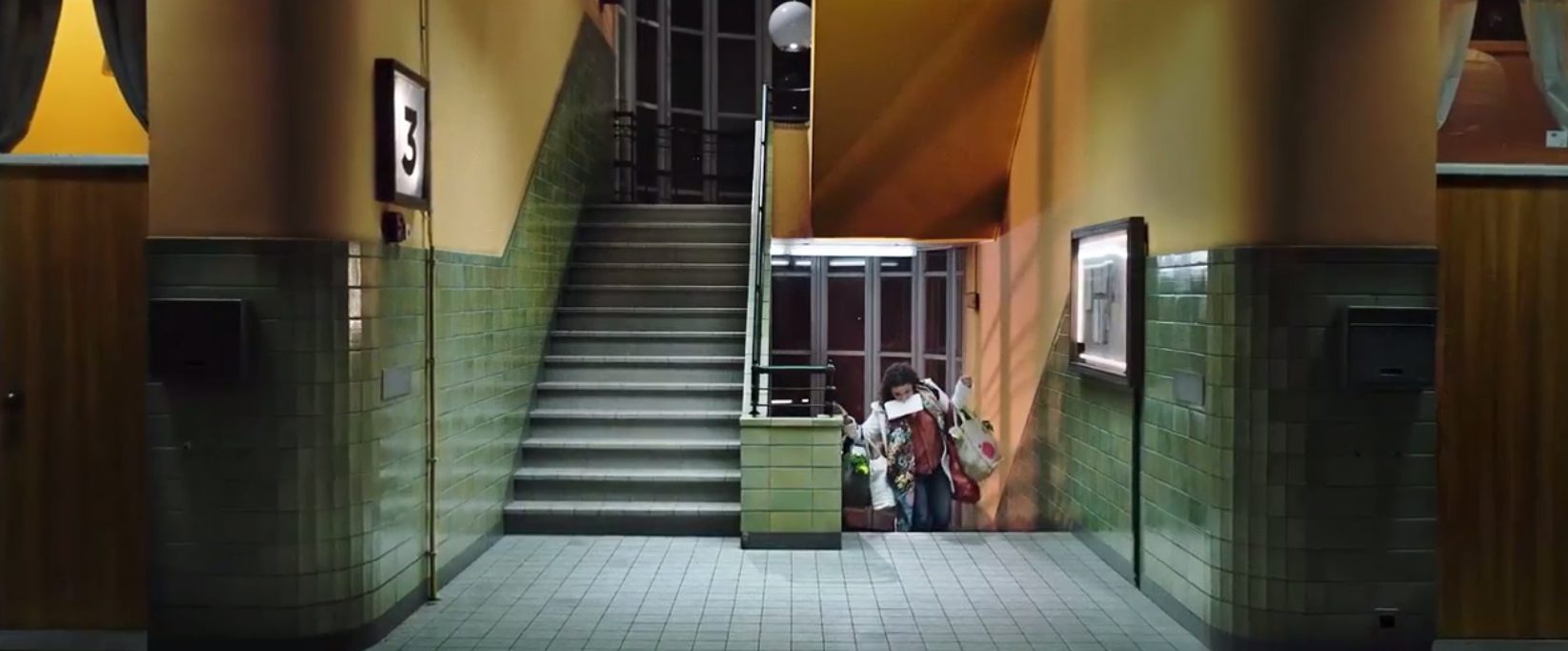 Houra.fr - Les courses sans aller les faire - Packshotmag