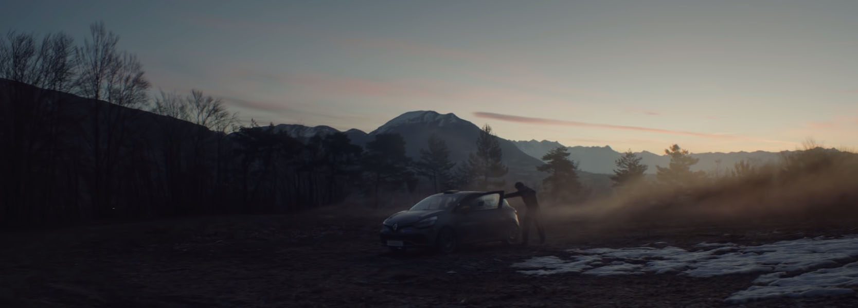 Renault Sport # Enter The Zone - Packshotmag