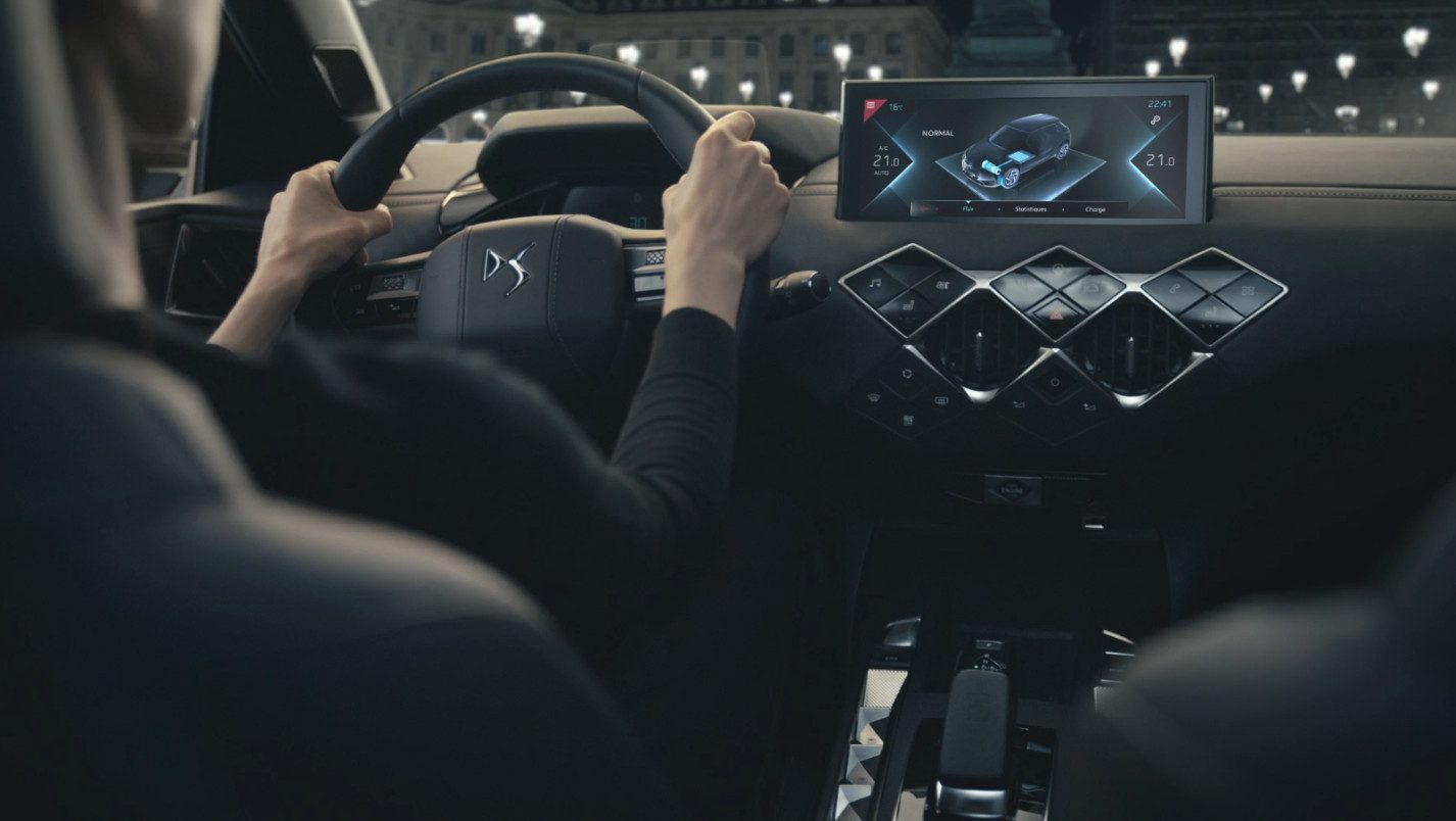 DS 3 Crossback - Savoir-faire et caractère - Packshotmag