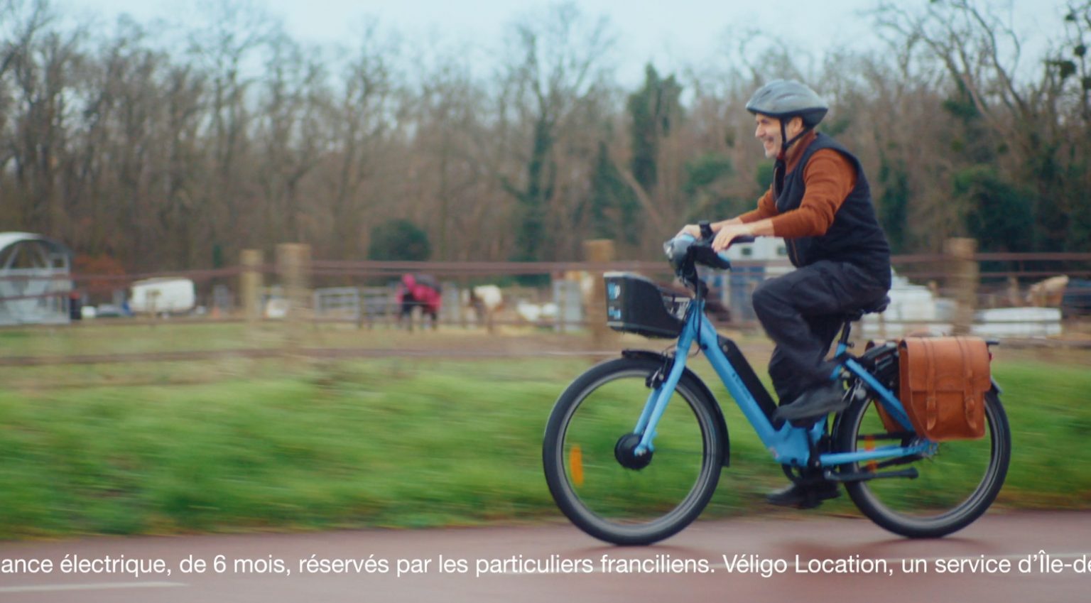 Véligo Location - 6 mois qui changent la vie - Packshotmag