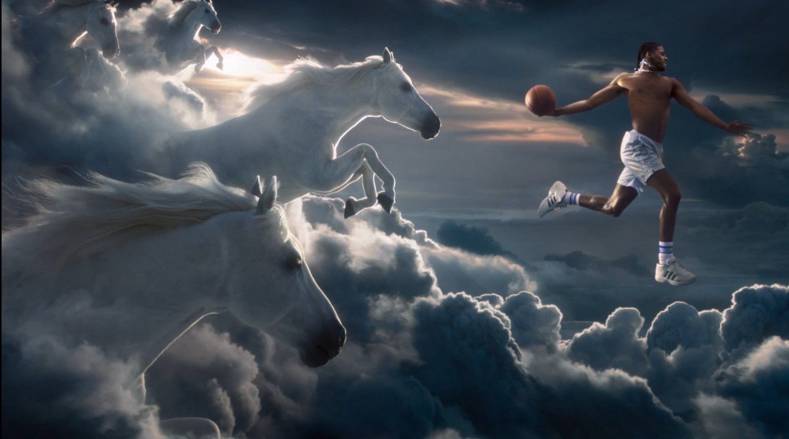 Paco Rabanne - Invictus et Invictus Platinum - Jalen Green - Packshotmag