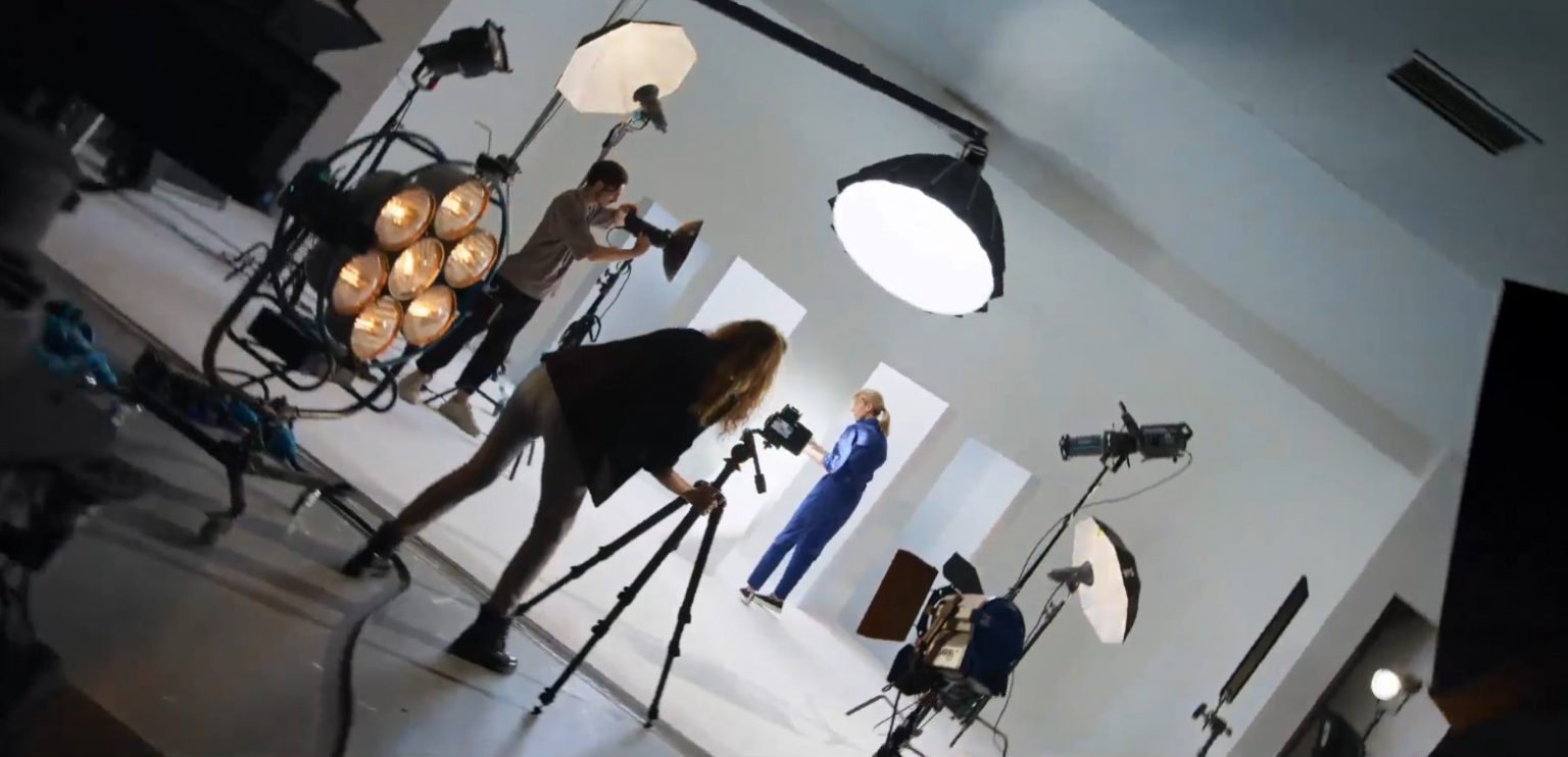 McDonald’s - Le M - Parfait sous tous les angles - Packshotmag