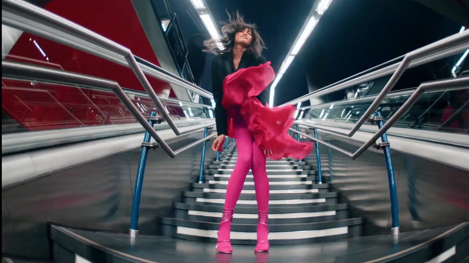 Calzedonia - Votre boutique de collants - 2022 - Packshotmag