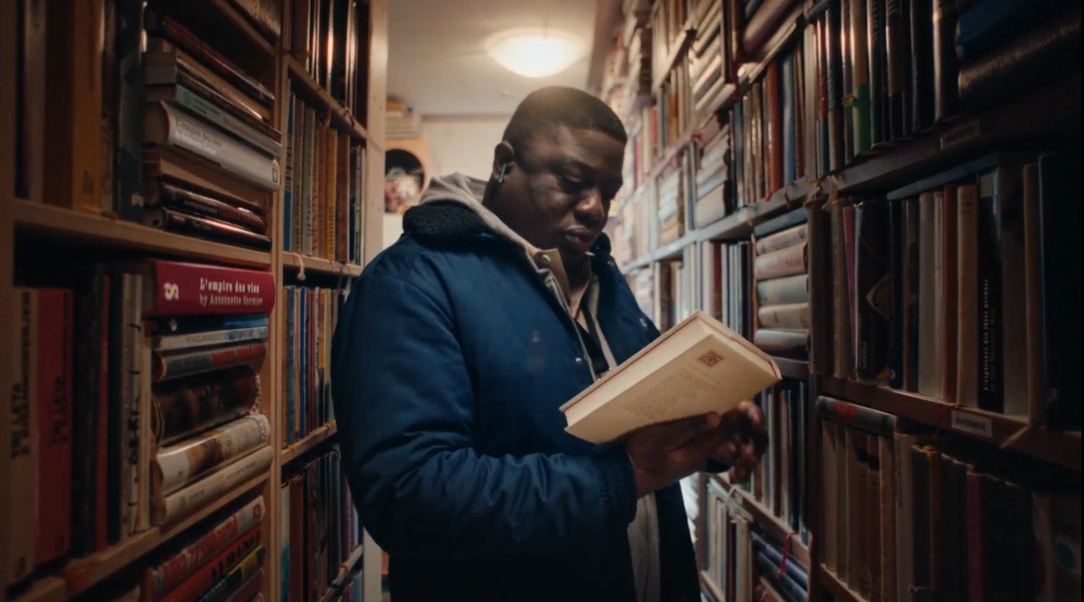 TikTok - Une fenêtre sur le monde - Packshotmag