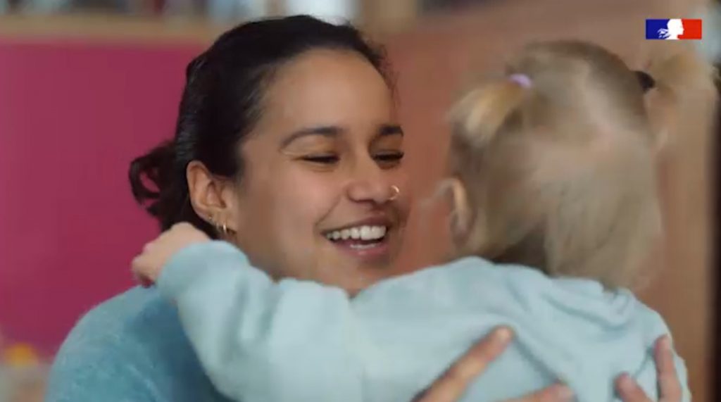 Les métiers de la petite enfance nous font grandir - Packshotmag