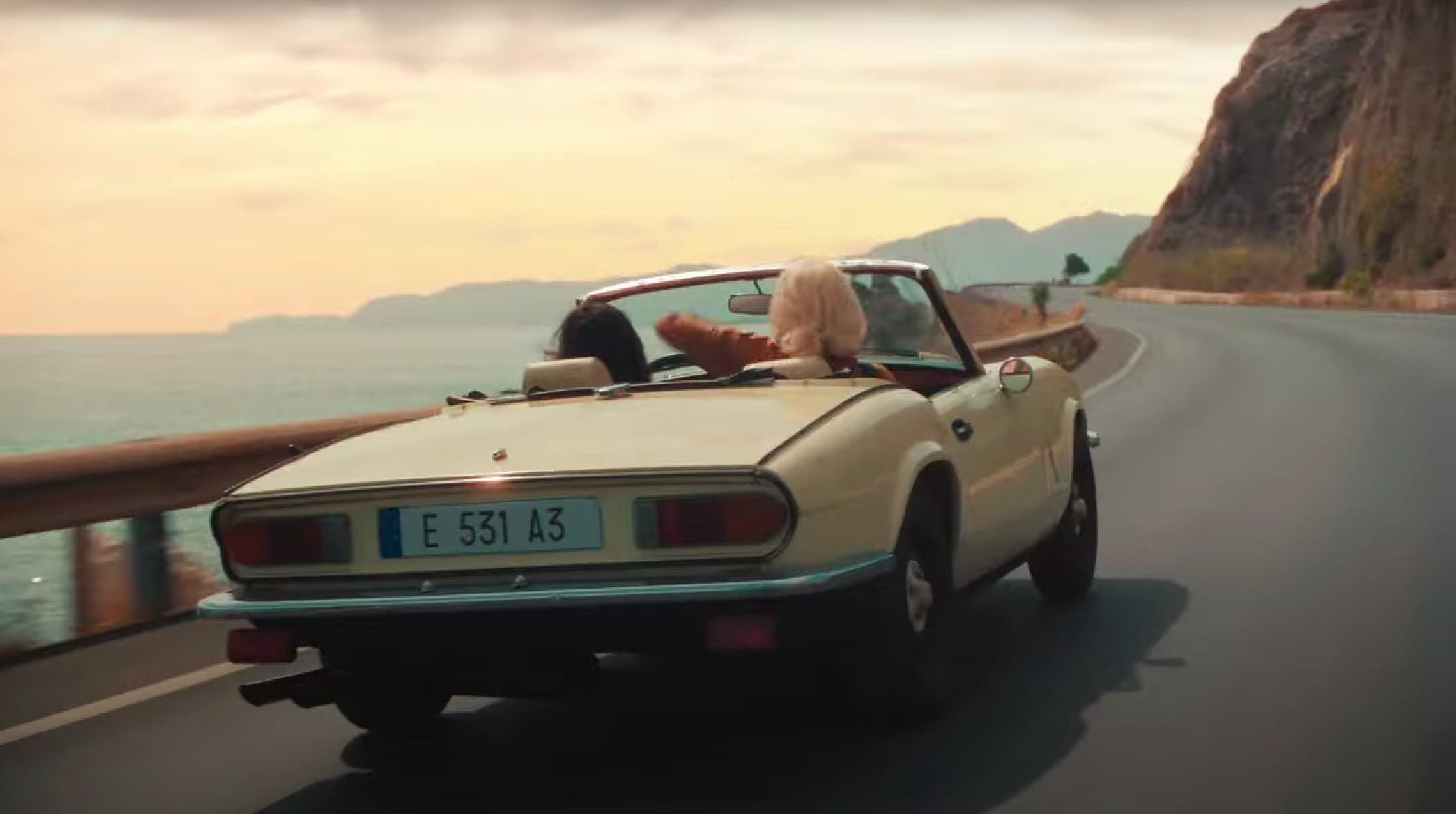 EasyJet - Get Out There - 2023 - Packshotmag