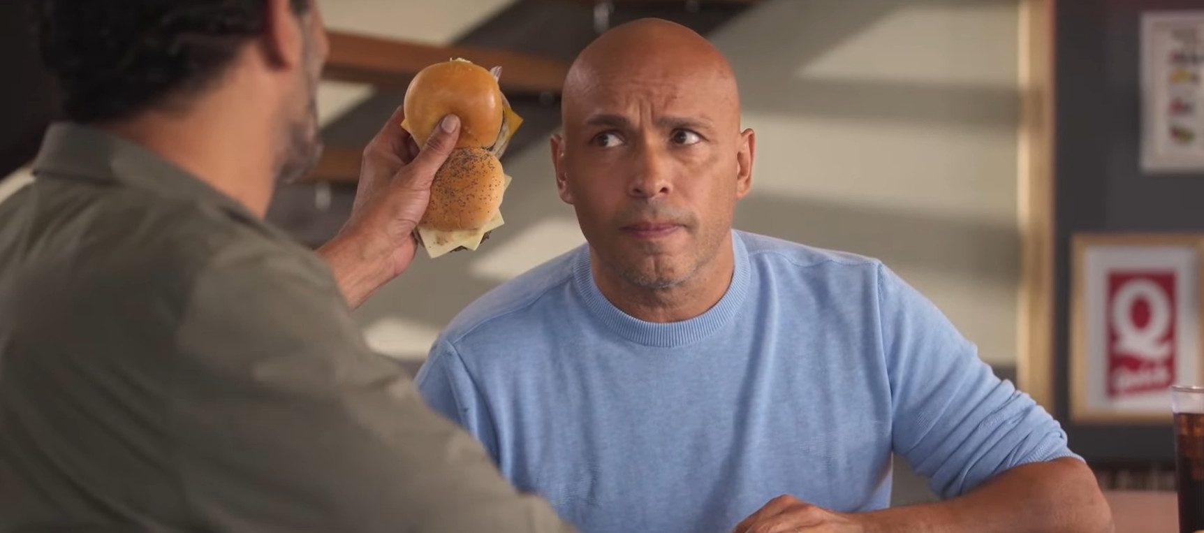 Quick - Duo Burger - Le burger préféré de votre duo préféré - Packshotmag