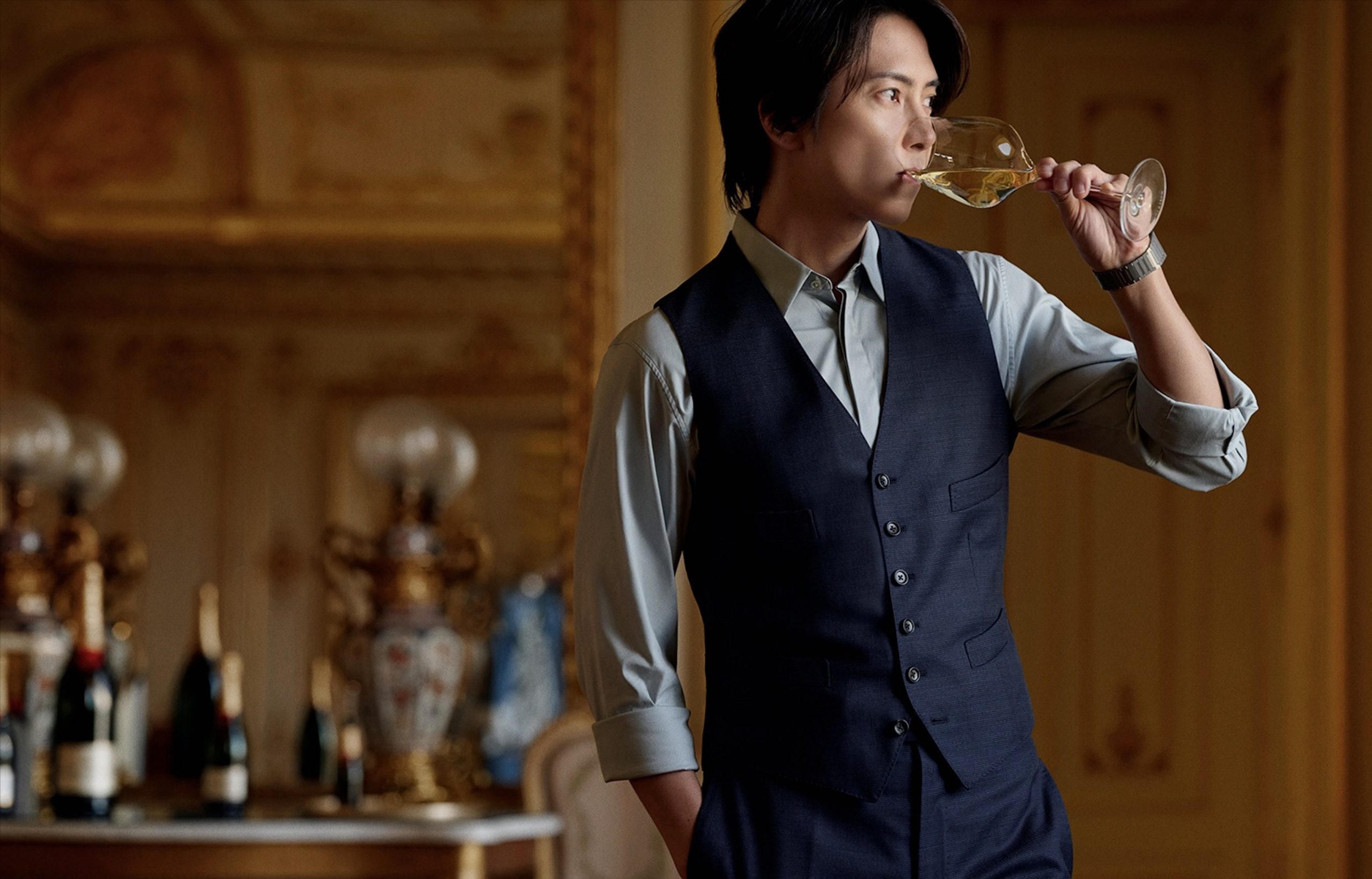 LGA MANAGEMENT — John Balsom pour Moët&Chandon - Packshotmag