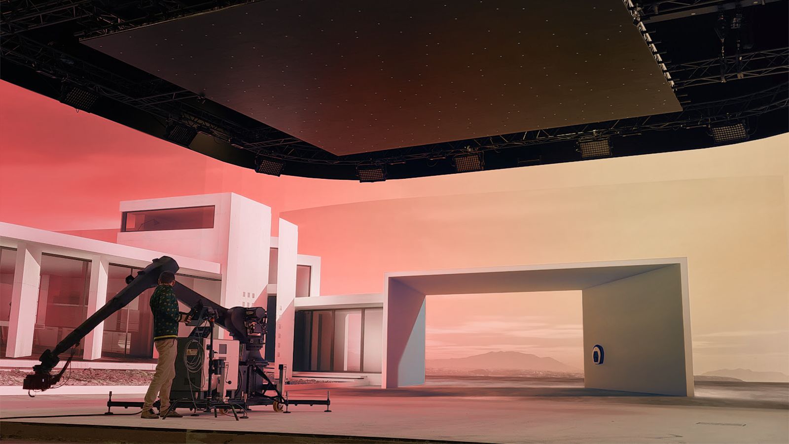 LA PLANÈTE ROUGE - SPLINE S'INSTALLE CHEZ PROVENCE STUDIO - Packshotmag