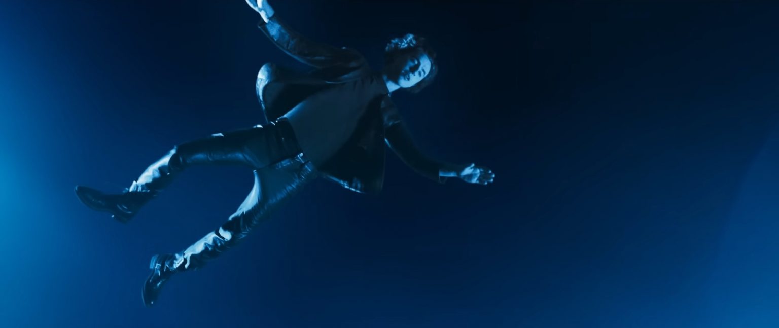 Bleu de Chanel par Martin Scorsese - Timothée Chalamet - Packshotmag