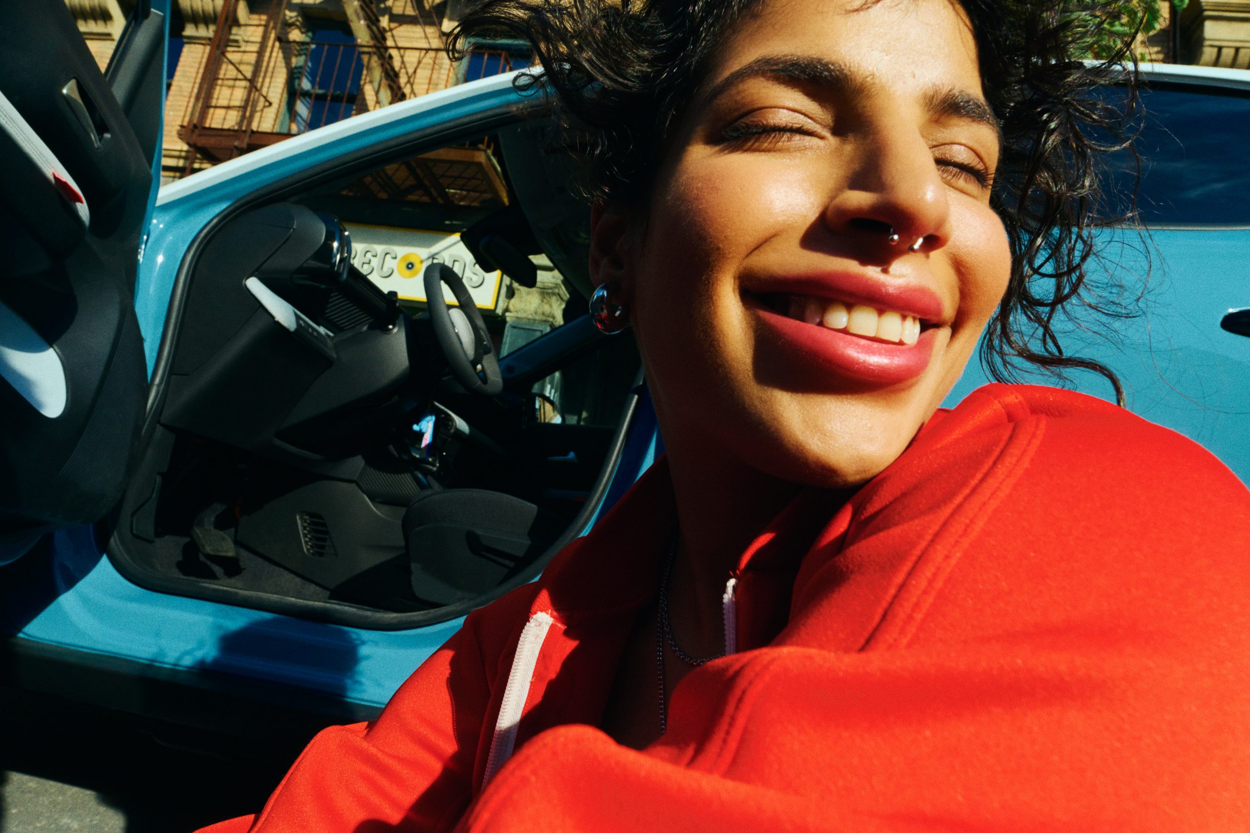 ADDICT.TV - Citroën E-C3 - Dave Hill - Packshotmag