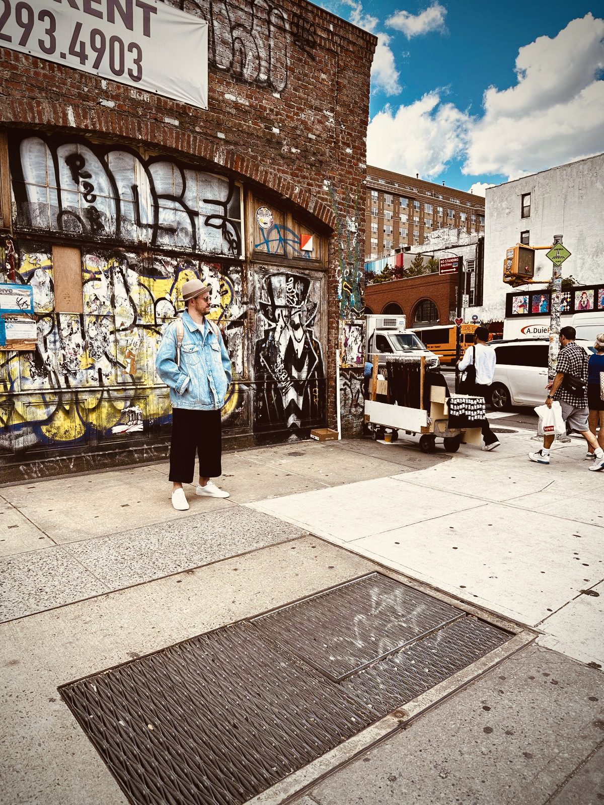 THOMAS GARBER REJOINT DIVINE - Packshotmag