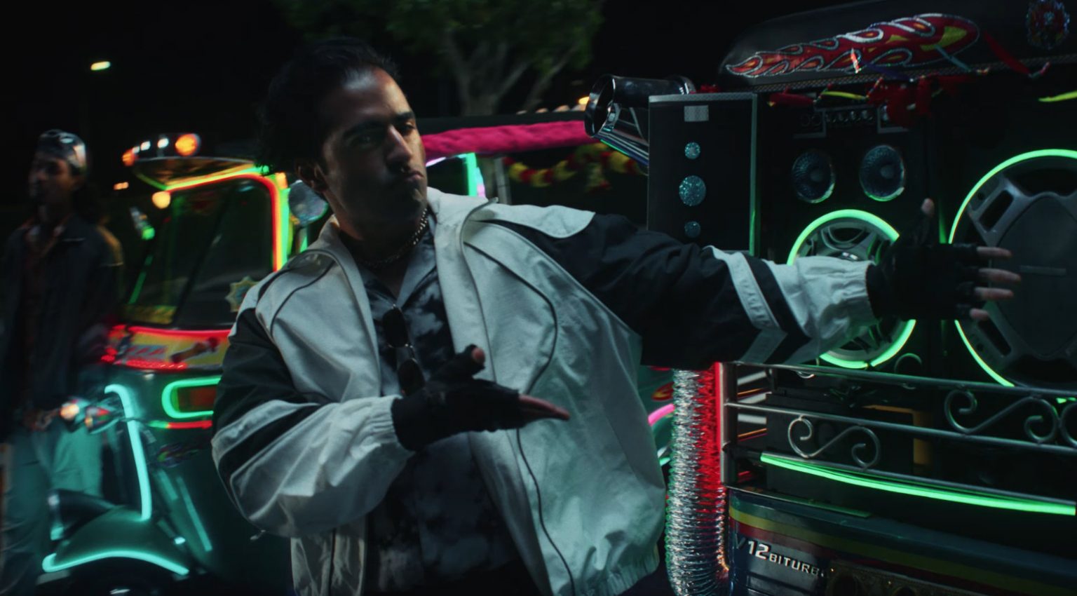 KFC - Crispy Naan - Packshotmag